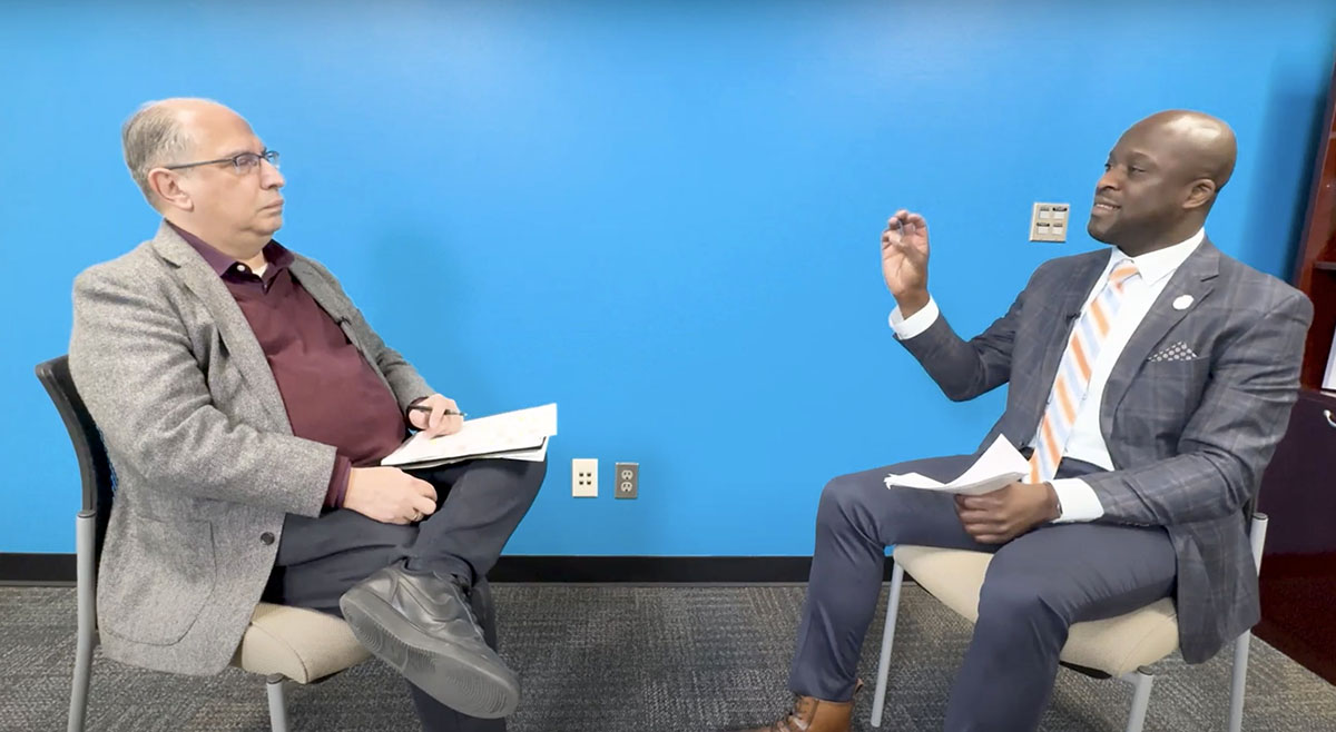 Mayor of Colorado Springs Anticipates Impact of Migration Crisis in His ...